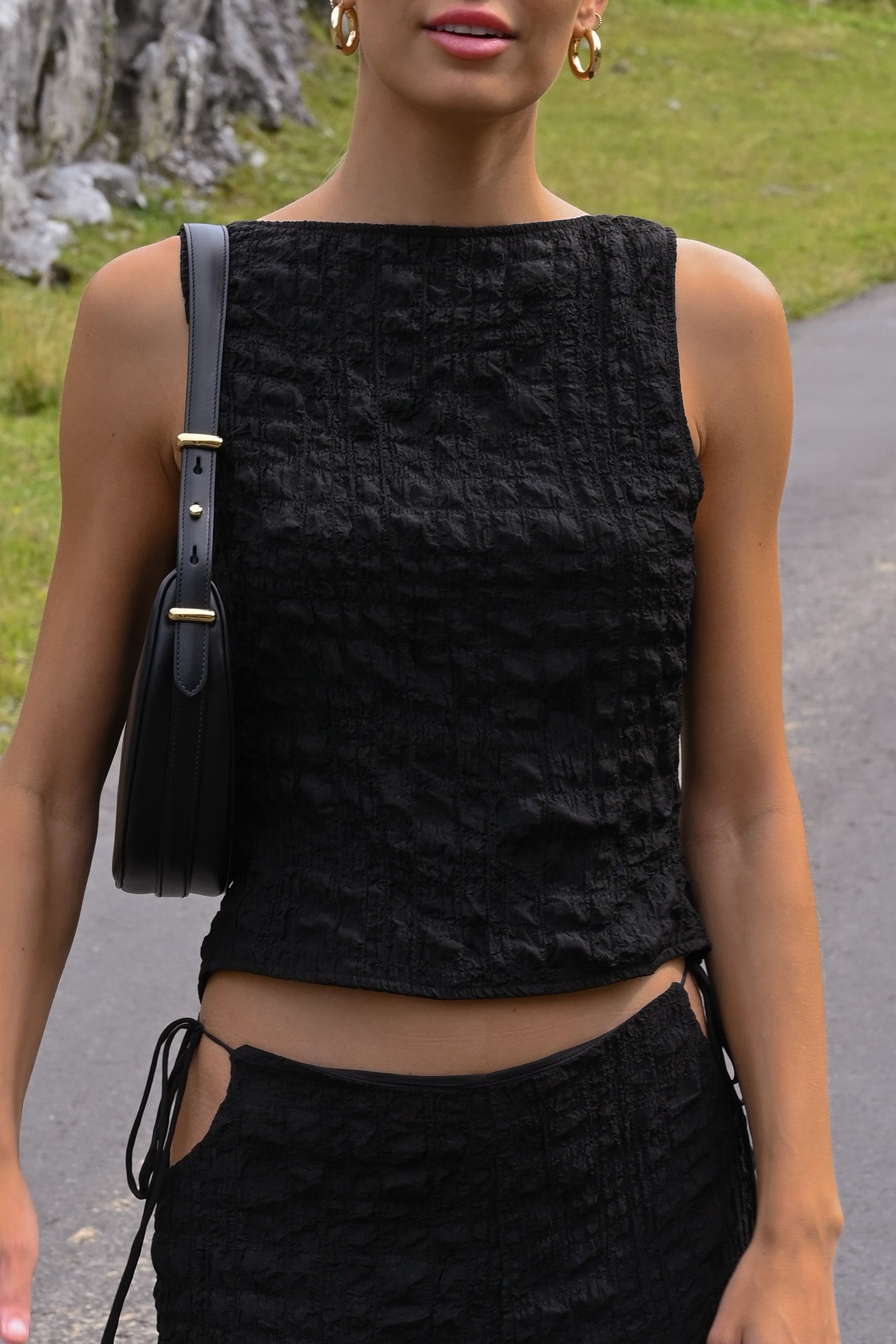 Tatum Bubble Tie Vest — Black (Reversible)